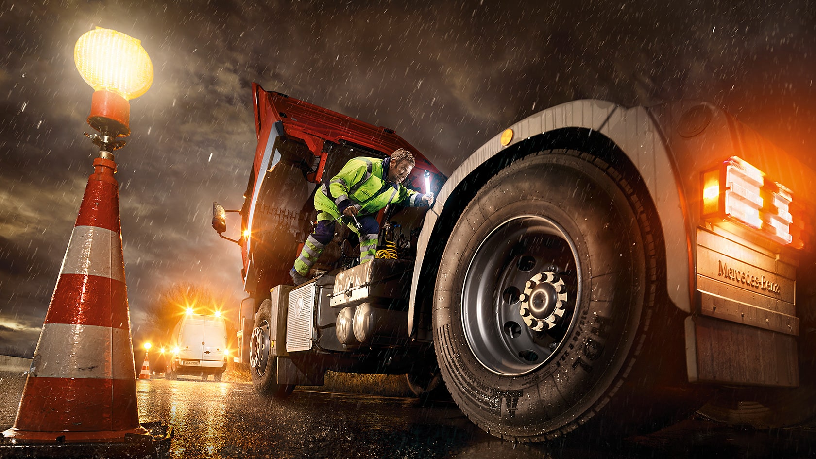 Mercedes-Benz Alltruck | Keeping your truck on the move.